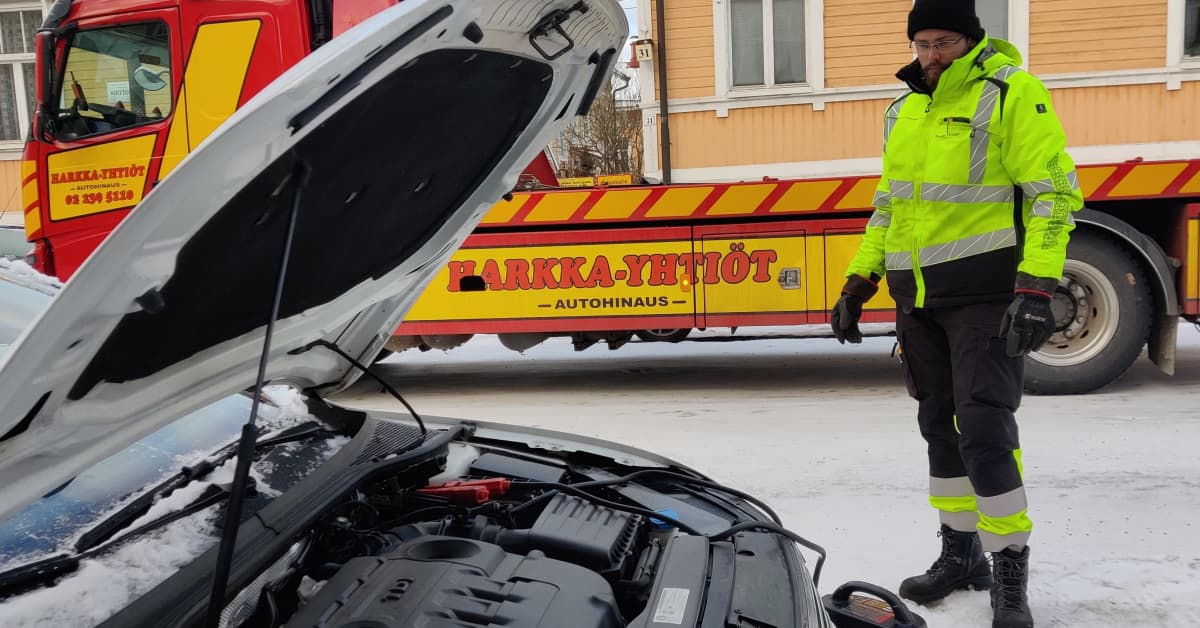 Pakkaseen hyytyneitä autoja hinataan nyt kellon ympäri – hinausauton ...