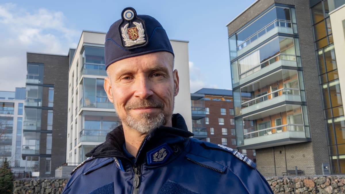Poliisia uhannut pyysi anteeksi ja oikeudenkäynti peruttiin – tutkinta ...