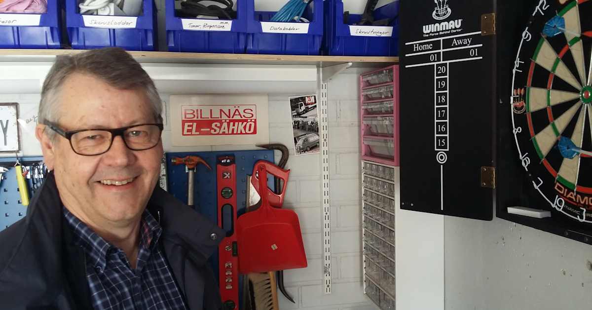 En man och hans garage | Västnyland | Svenska Yle