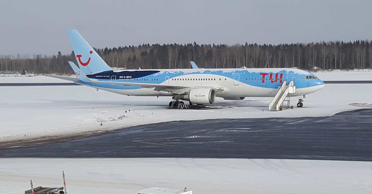 TUI Finlands flygplan står fortfarande kvar i Vasa | Österbotten ...