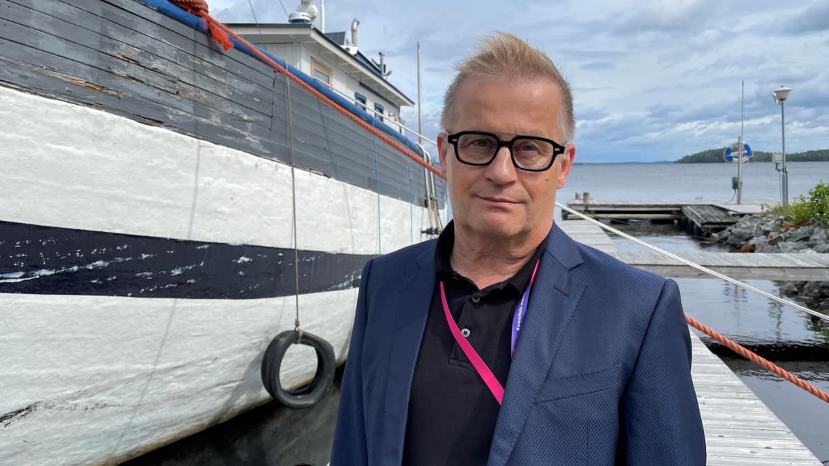 Huumerikoksista tuomittu psykoterapeutti ankkuroi troolarin ...