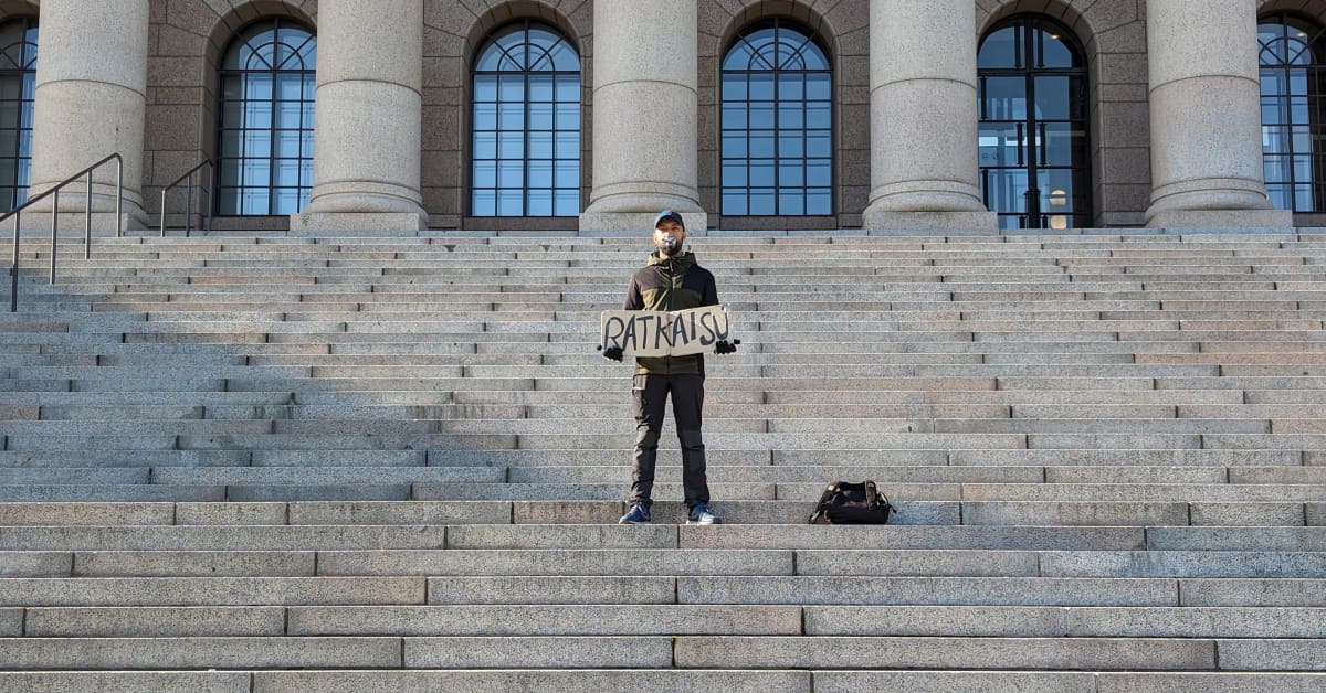 Kahdeksan vuotta Suomessa ollut Ali Al-Ani vaatii nyt turvapaikkaa ...