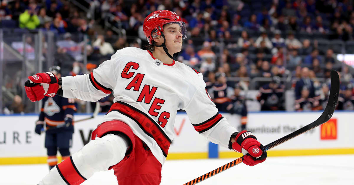Sebastian Aho taituroi kauden toisen hattutemppunsa – katso, miten ...