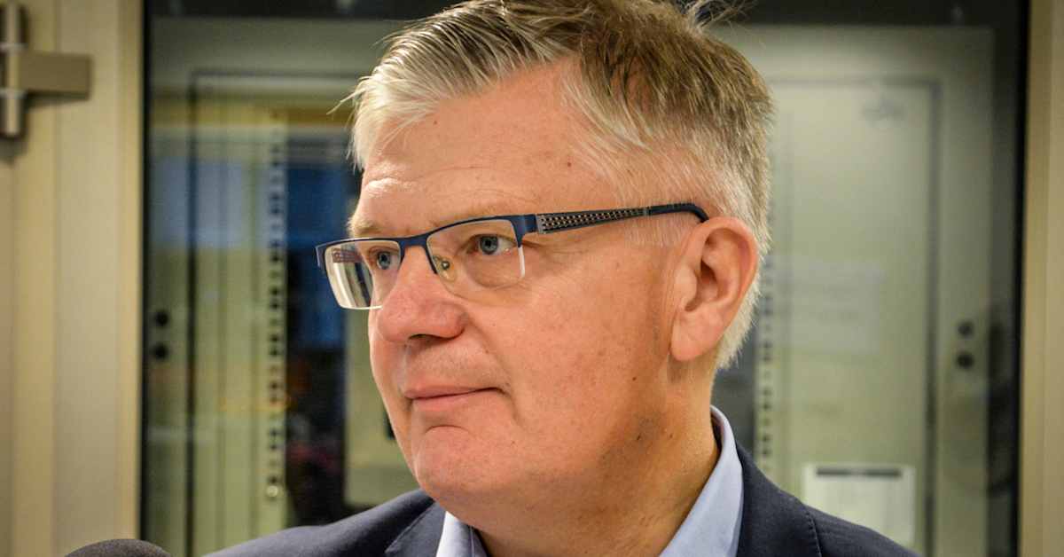 Lagman Anders Cederberg: Svenskans ställning är hotad då tingsrättens ...