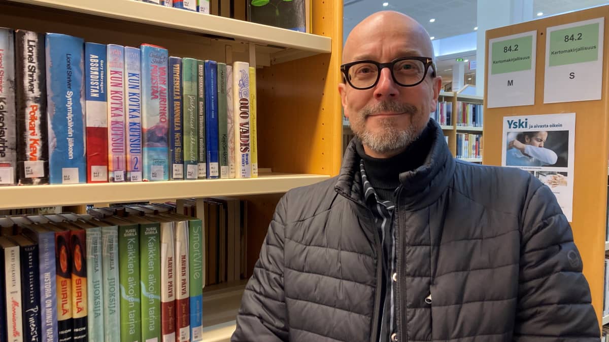 Sorjonen-kirjojen kirjoittaja saa Lapin taidepalkinnon - kirjailija Jussi Siirilän teoksissa ...