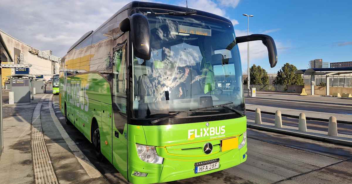 Kilpailu tuo matkustajat takaisin busseihin – Flixbus ja Onnibus rakentavat ”hämähäkin­verkkoa ...