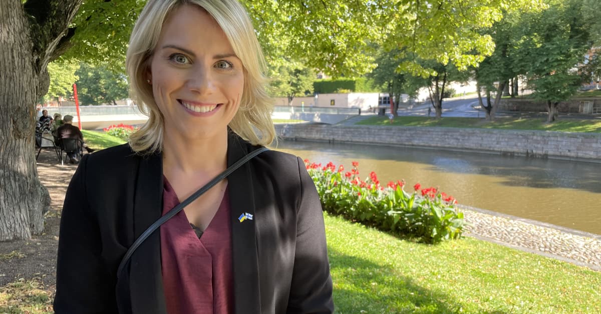 Varsinais-Suomen kansanedustajaryhmän puheenjohtajaksi valittiin Saara ...