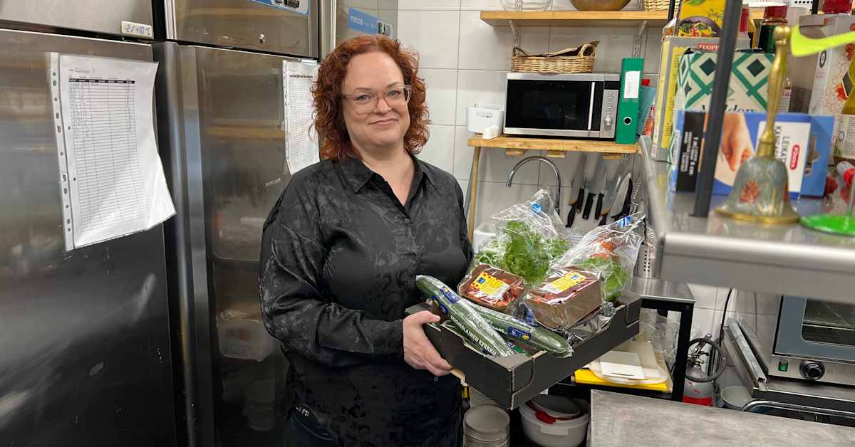 Ravintola hamstraa ruokia kaupoista, kun tukusta ei saa tavaraa – lakko ...