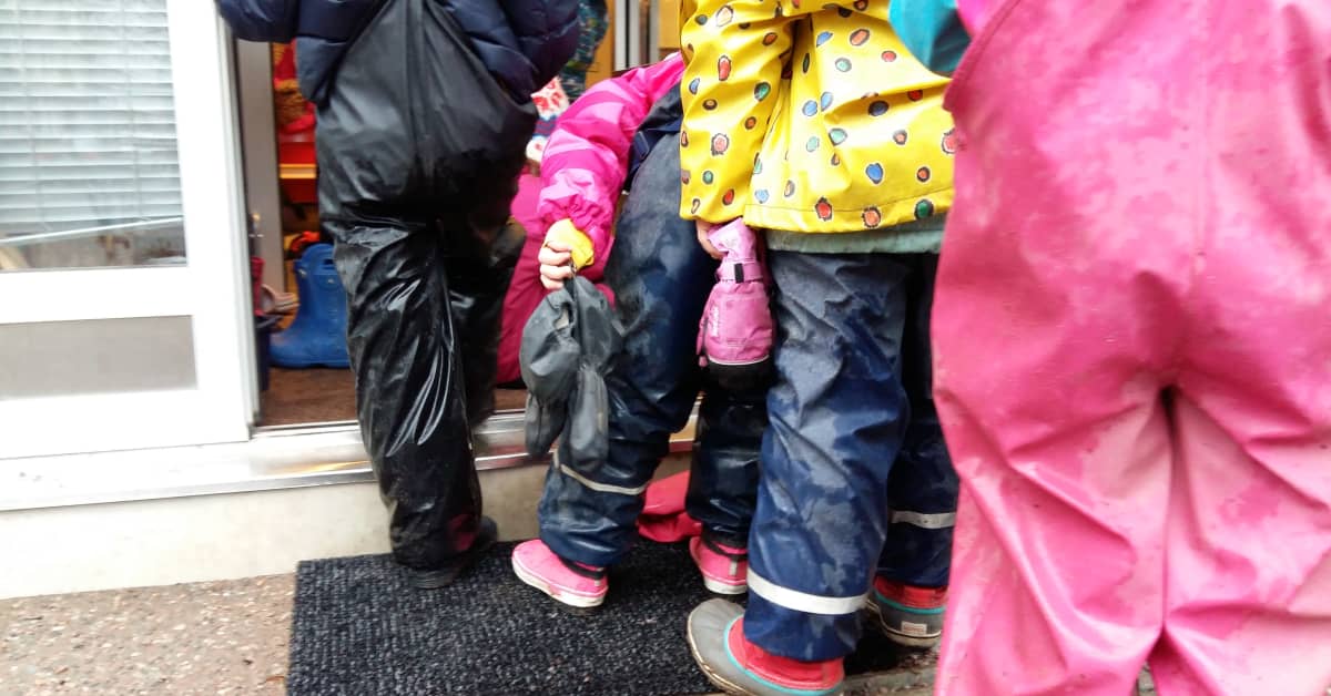 Det ska inte kosta då barn måste gå hem tidigare från dagis – Raseborgs ...