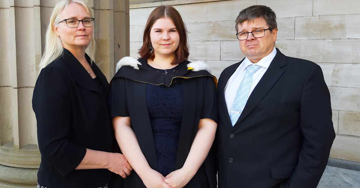 Elina Härkönen opiskeli psykologiaa ulkomailla – Valvira kieltää ...