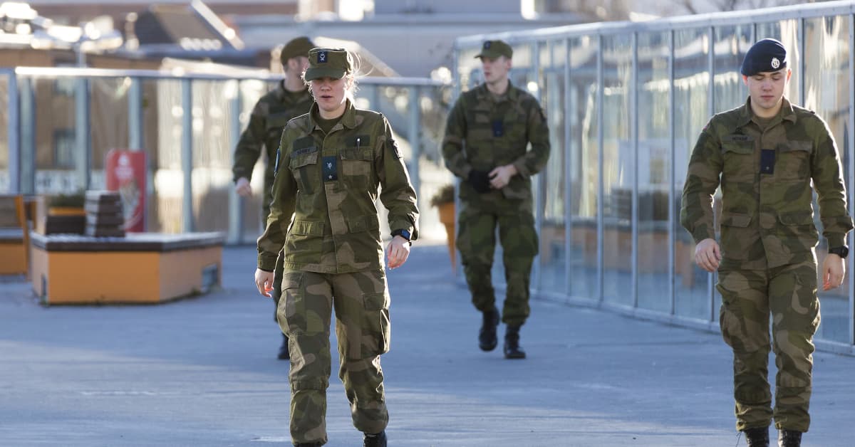 Record number of women volunteer for military service in 2022 | Yle ...