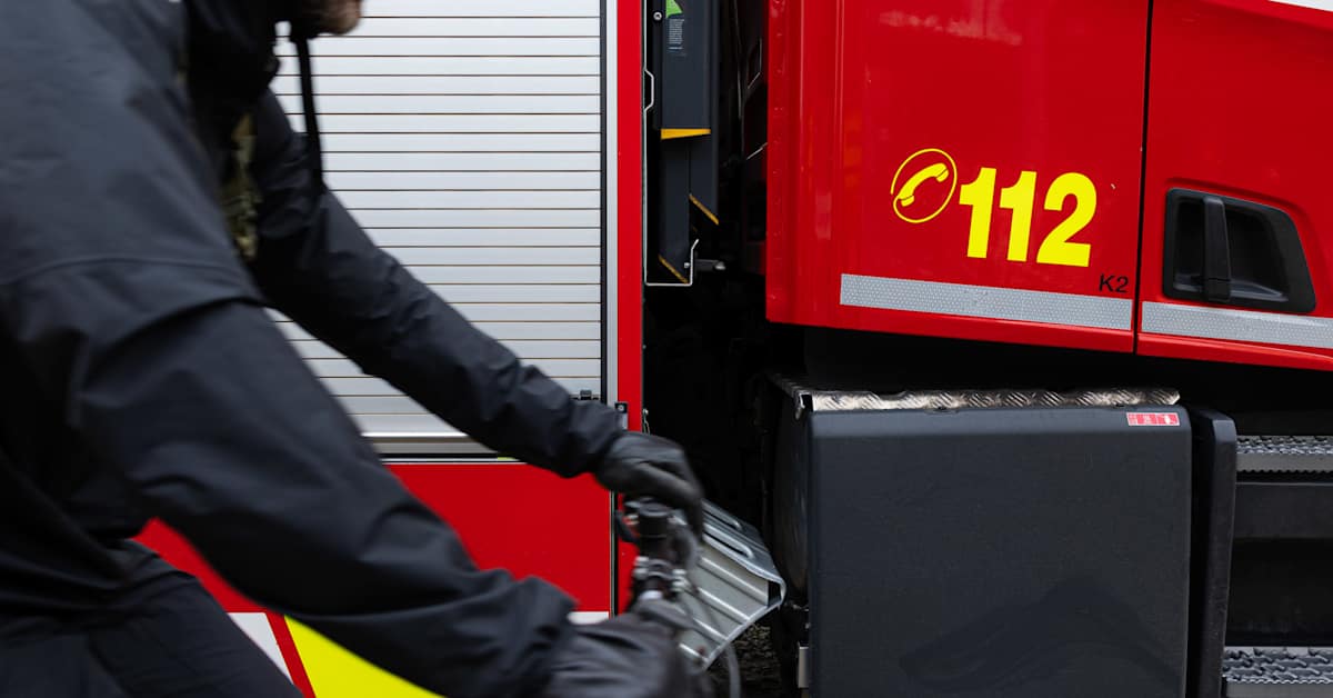 Rekka ja kaksi henkilöautoa kolarissa Nelostiellä Jyväskylässä – ei ...