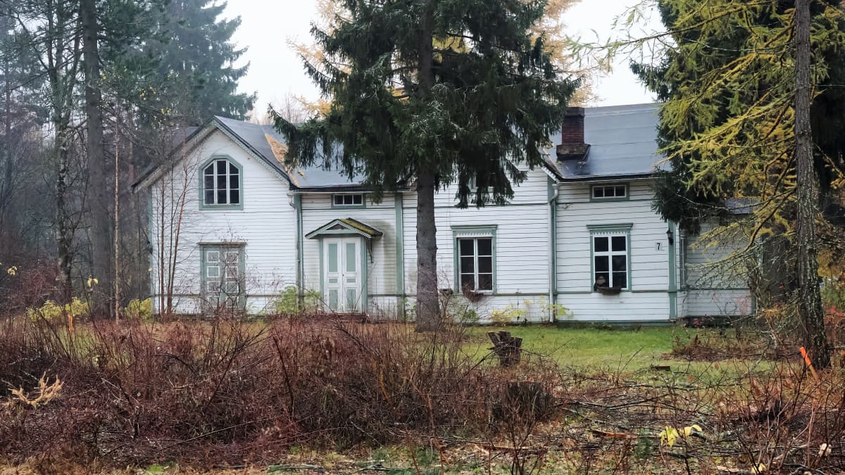 Suojeltu Nurron talo saattaa jäädä myymättä, vaikka muista Oulun ...