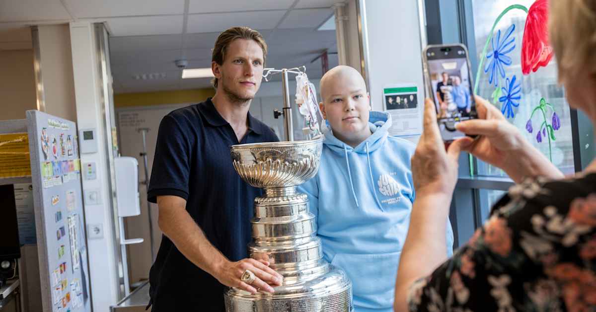 Tobias Salmi, 16, koki erityisen hetken KYSin lastenosastolla ...