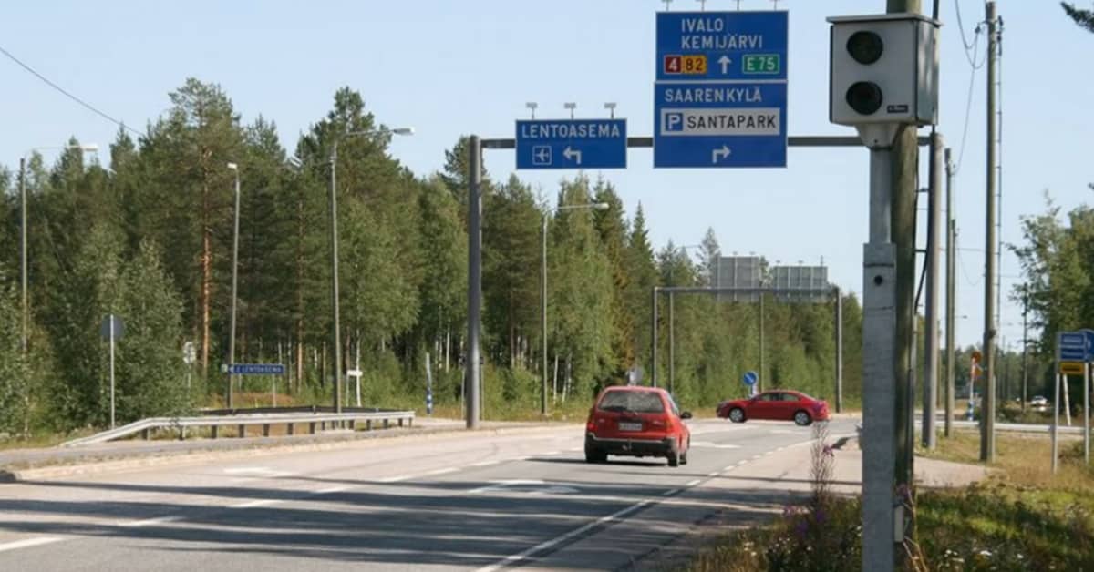 Nelostien ja Lentokentäntien-Myllymäentien risteys edelleen ilman ...