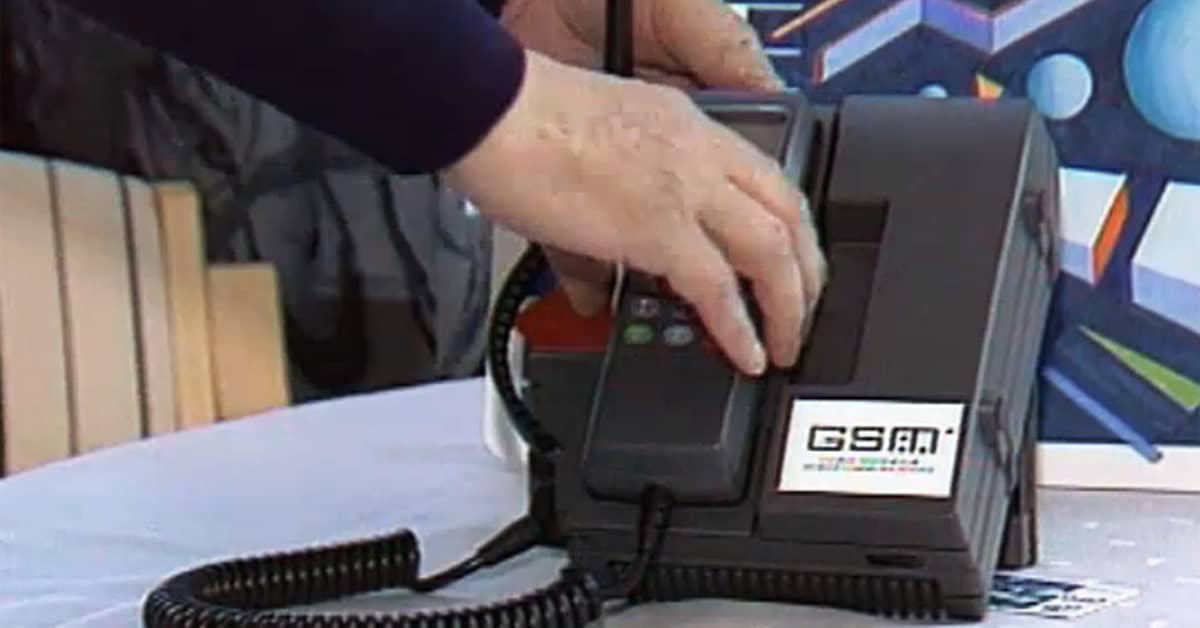 Mobiltelefonernas intåg – från NMT till GSM | Arkivet | Svenska Yle