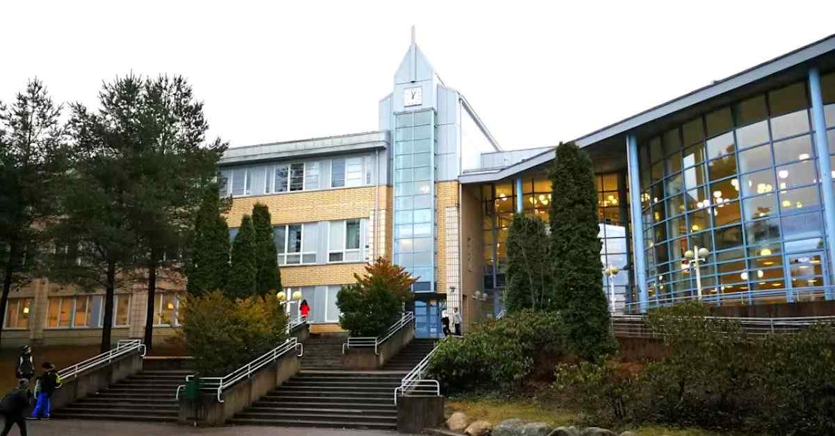 Uuden Turun Lyseon koulun hintalappu selvisi – yli 900 oppilaan koulu ...