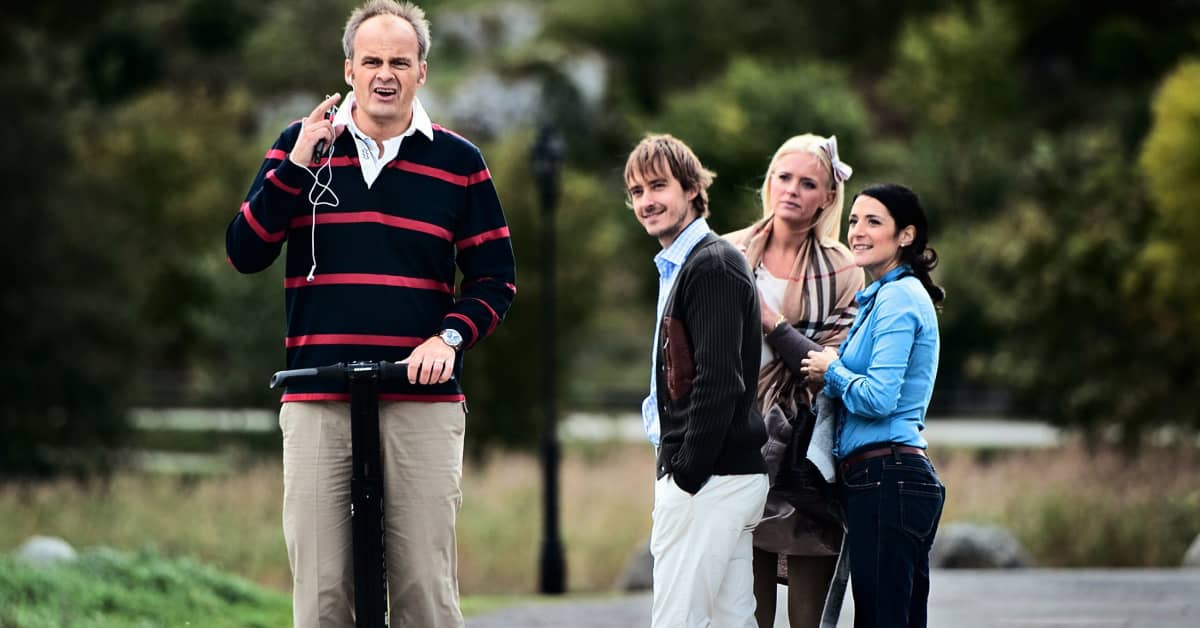 Solsidan-näyttelijä Rebecka Teper on kuollut 50-vuotiaana | Ulkomaat | Yle