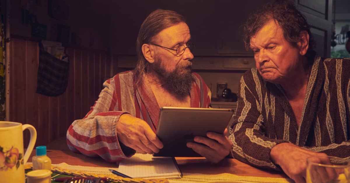 Kotimaisen elokuvan outo syksy: ensi-iltoja riittää ja rahoittajia innostaa, mutta moni katsoja ...