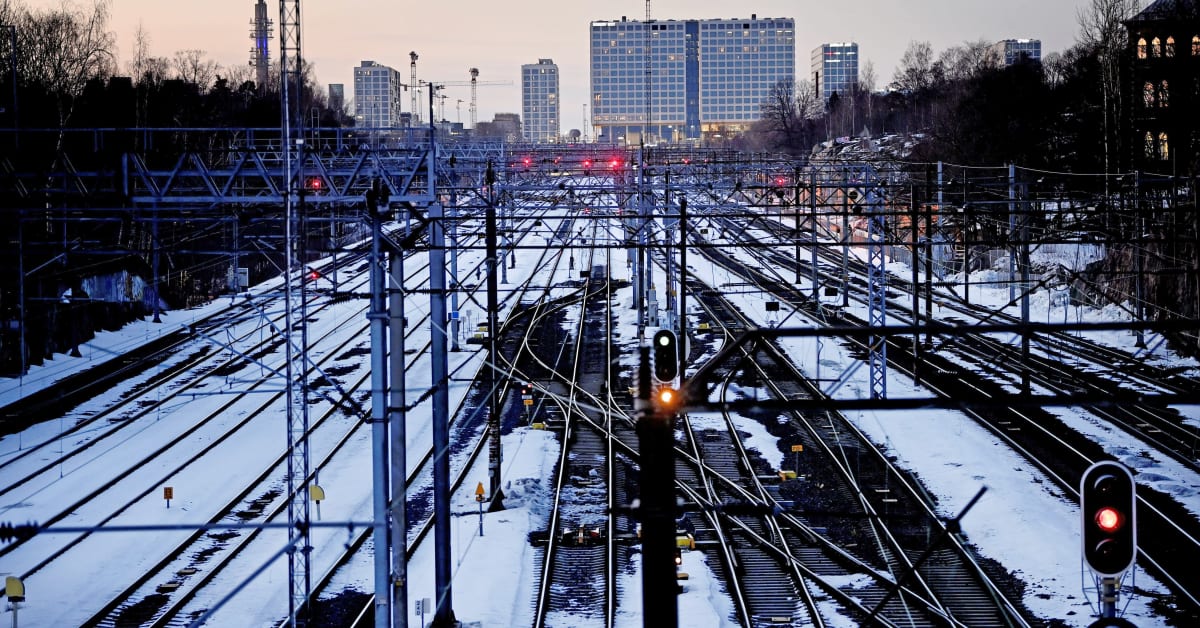 Rail shutdown stopping trains on Monday | Yle News | Yle