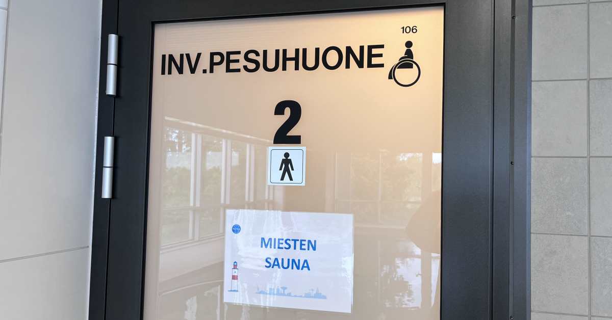 Karhulan uimahallissa poikkeustilanne tulipalon jäljiltä: miehillä vain pieni invatilan sauna ...