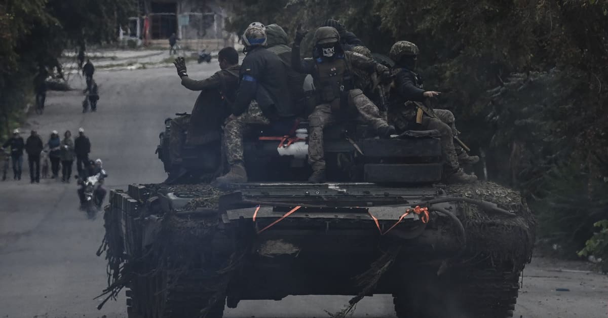 У Кривому Розі борються із наслідками російського ракетного удару по