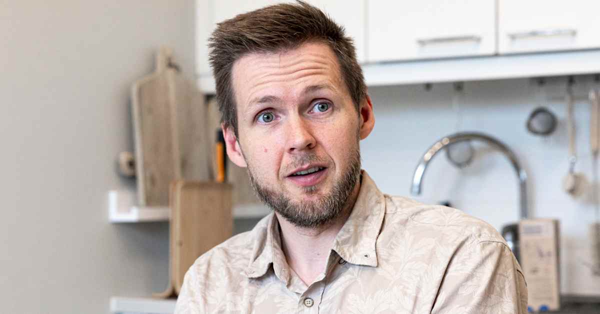 Itärajan sulkua vastustanut Ivan Deviatkin kertoo saaneensa lähtöpassit Vasemmistoliitosta ...