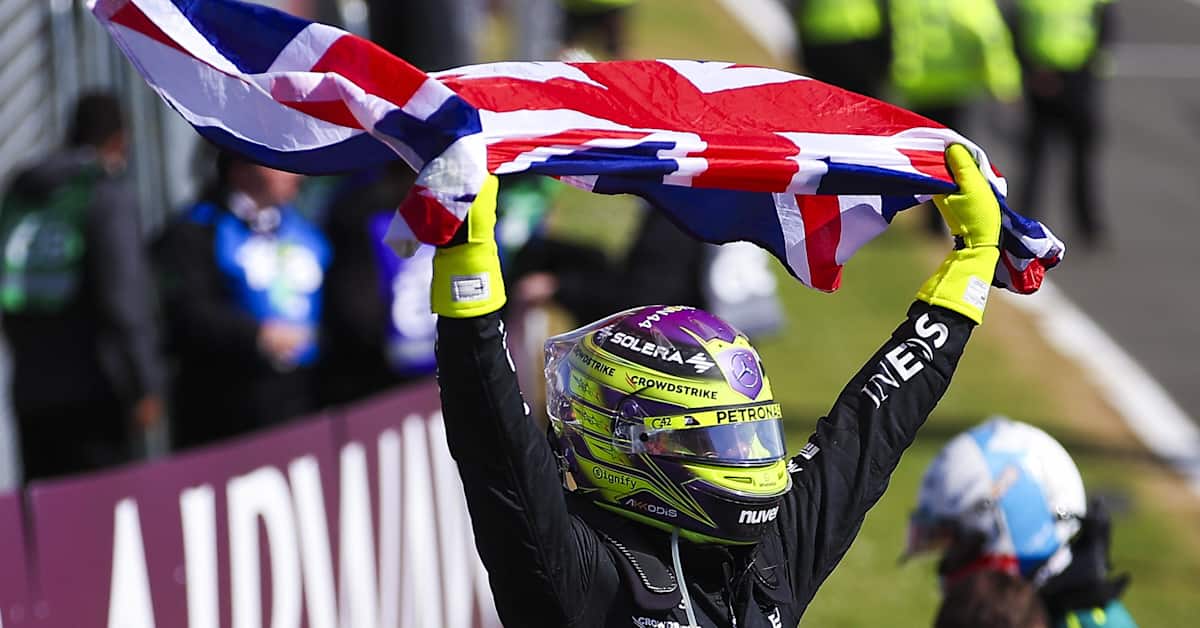 Tårar i ögonen för Lewis Hamilton efter F1-loppet på Silverstone – 945 ...