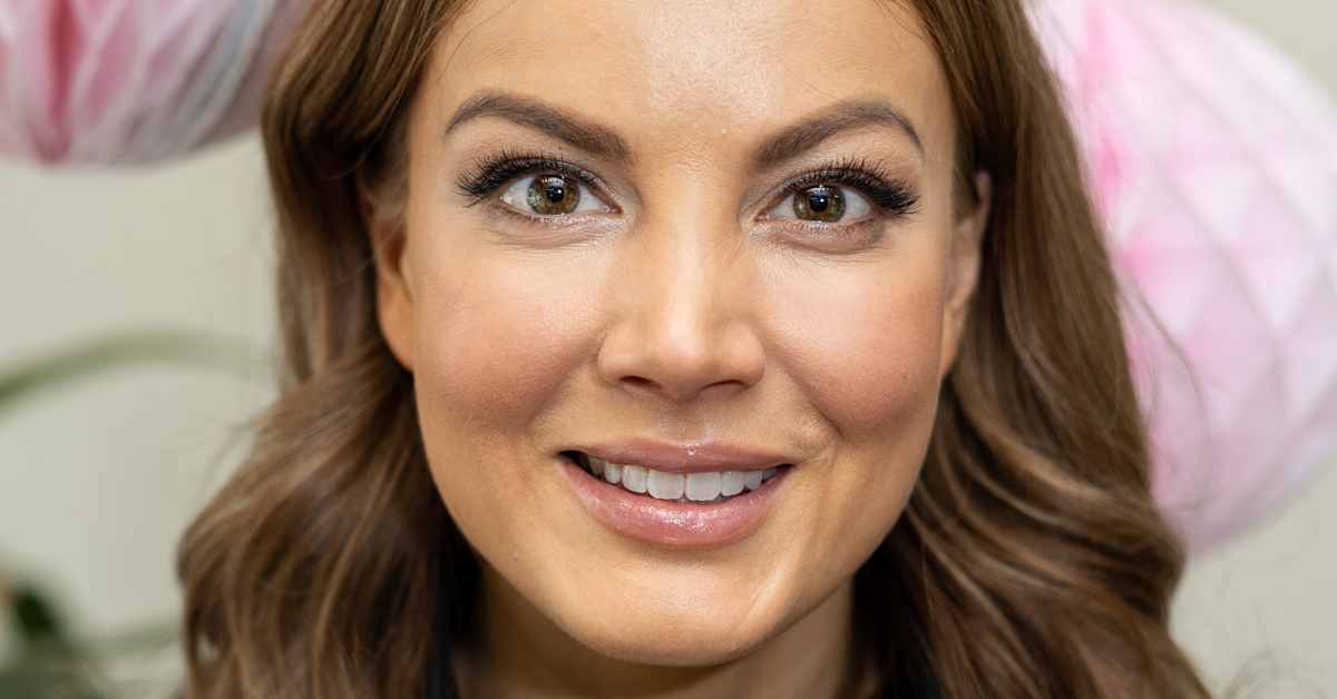 Vitsihaaste muutti Janni Hussin elämän – häkellyttävä kehitys teki vaikutuksen Jari-Matti ...