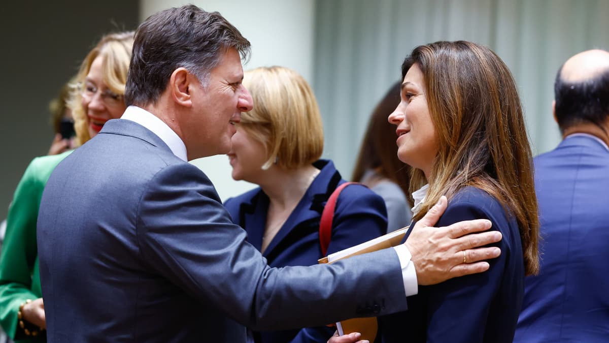 Unkarin EU-rahat ovat taas vaakalaudalla – Tytti Tuppurainen: On ilmeistä, että Unkari tekee ...