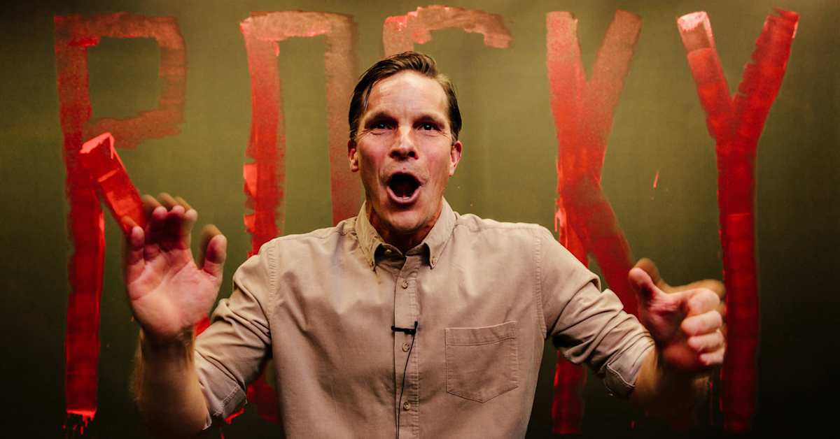 Teater: Rocky möter Martin Bahne i intensiv match på Viirus | Kultur ...