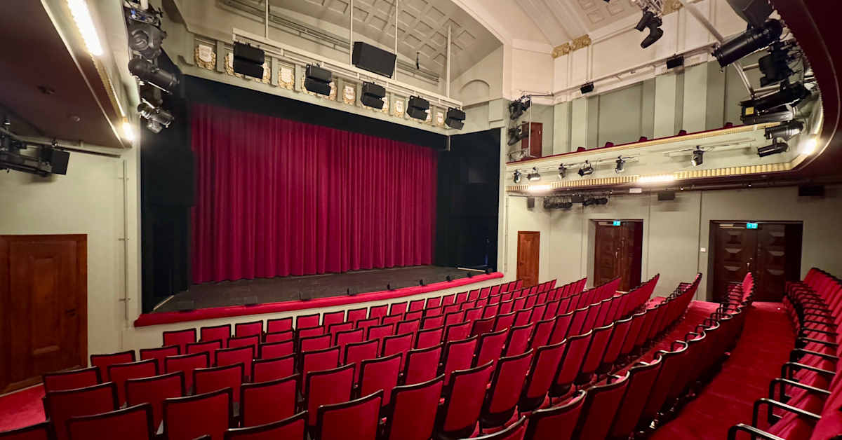 112-vuotiaassa Tampereen teatterissa tehtiin miljoonaremontti, tältä ...