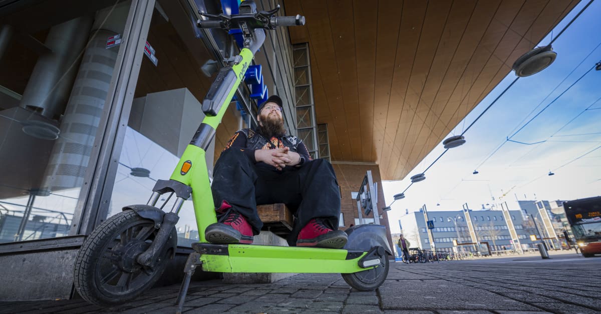 Vaikka moni vihaa, sähköpotkulaudoilla on myös vahva käyttäjäkunta ...