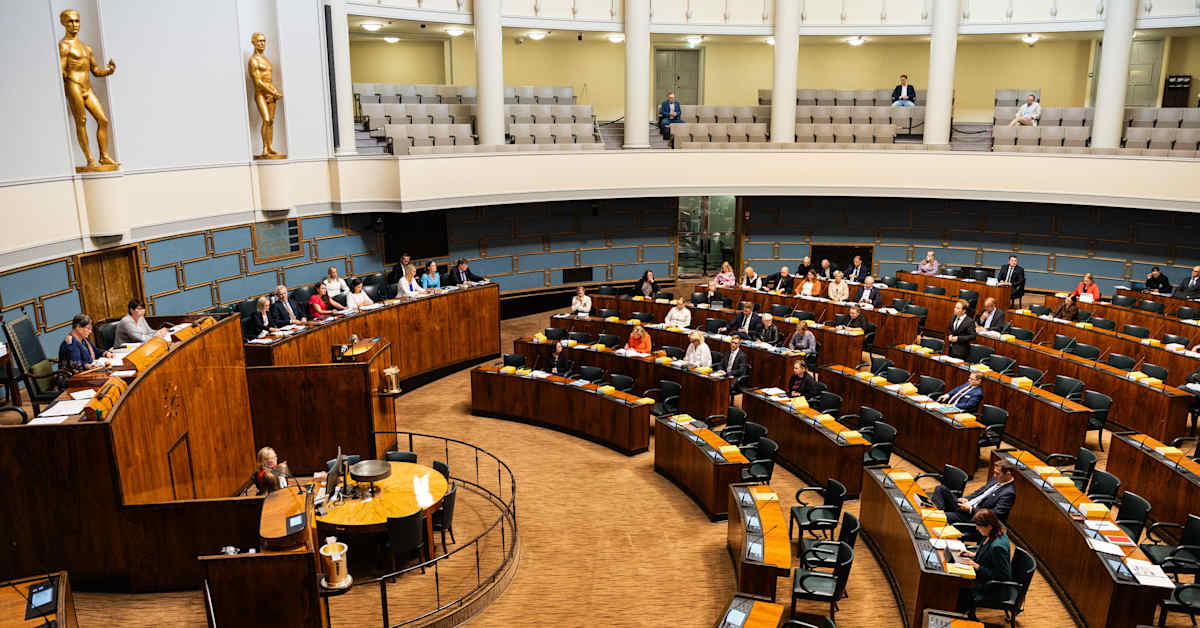 Eduskunta jakaa yhteensä 50 miljoonan euron joulurahat – lisärahaa tulossa muun muassa ...