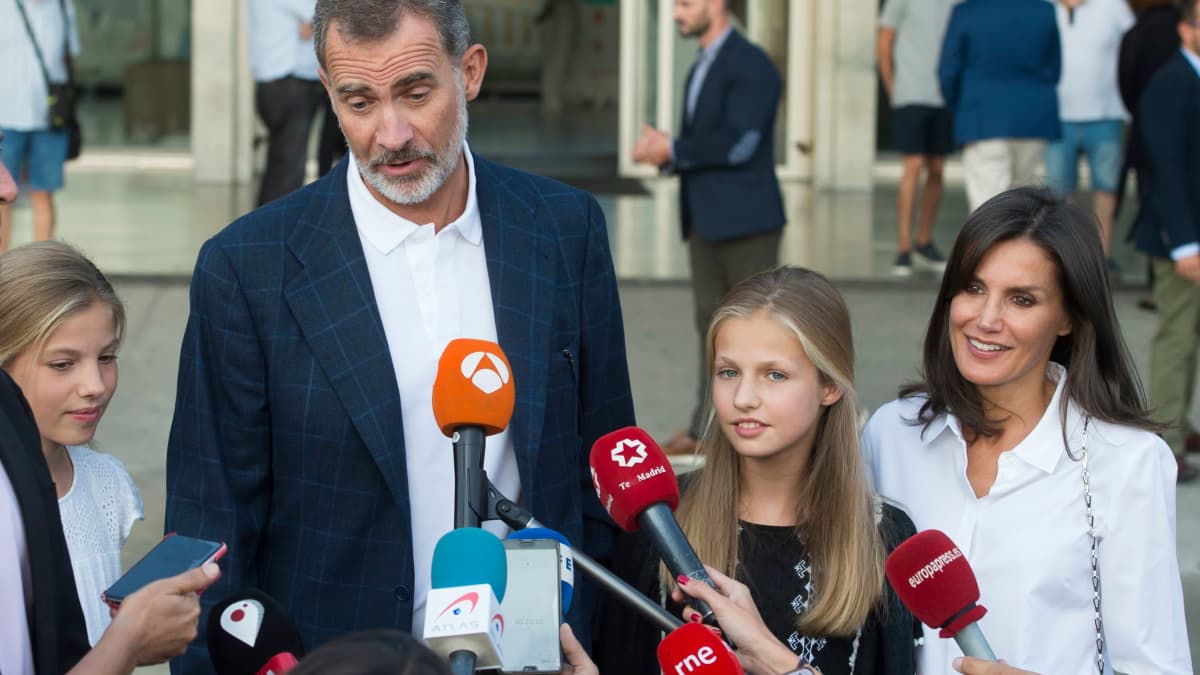 Espanjassa muhii kuninkaallinen kriisi – kuningas luopui perinnöstään ...