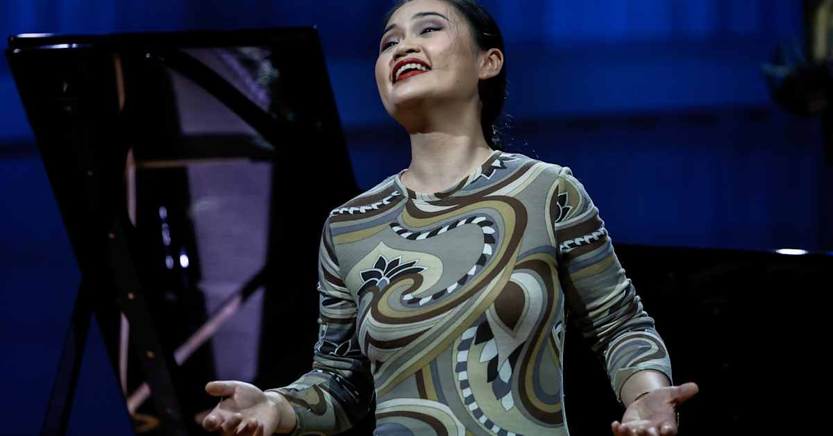 Yhdeksännen kansainvälisen Mirjam Helin -laulukilpailun voittaja on ...