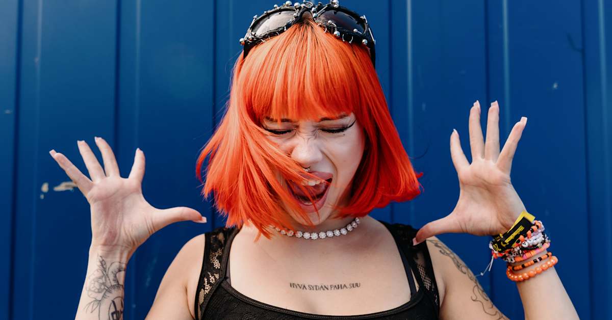 Räppäri Senya noudattaa isoisä Reijo Taipaleen oppeja musiikin tekemisessä | Kulttuuri | Yle