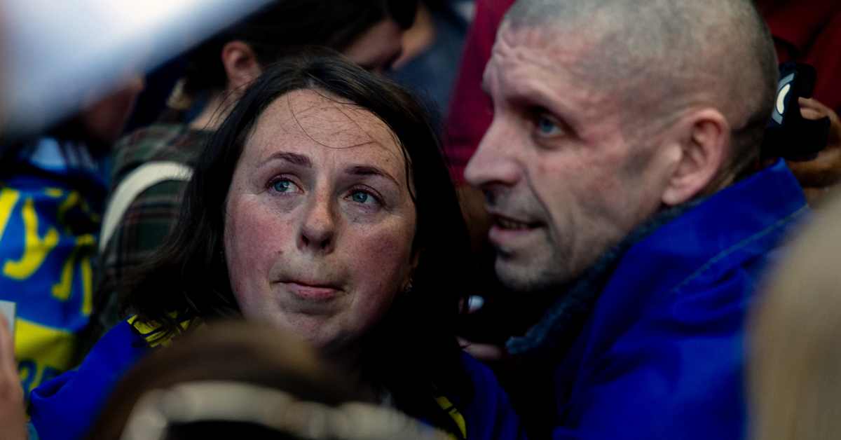 Tårar av glädje och sorg då krigsfångar återvände hem – Svenska Yle på ...