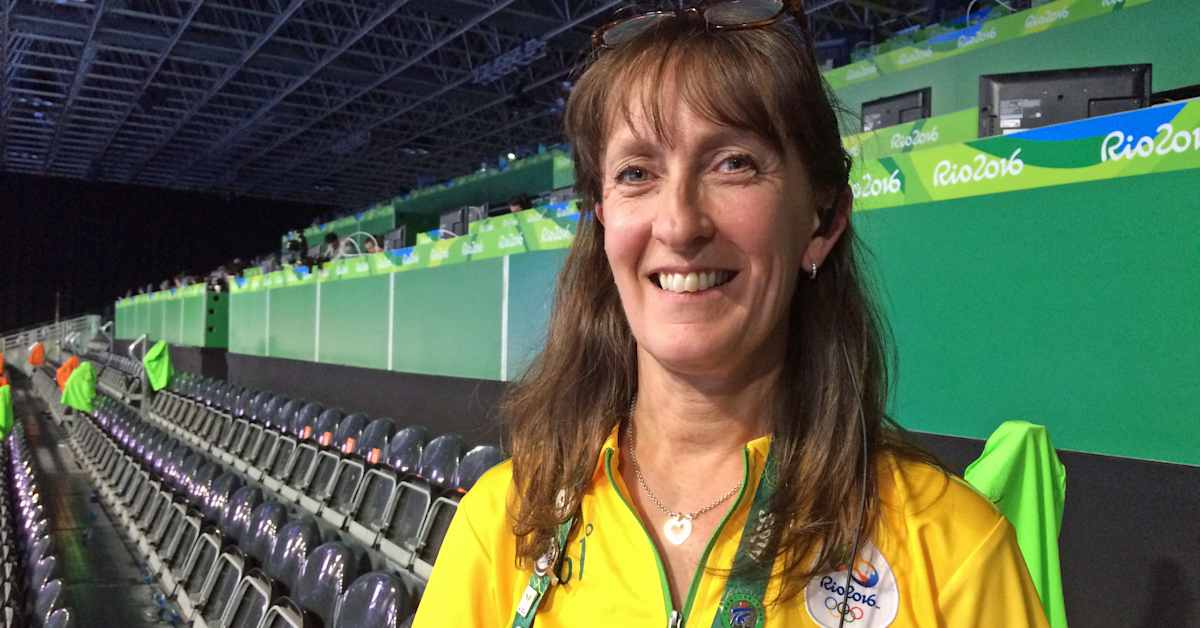 I OS är det Sonja Grefberg från Esbo som håller i bordtennistrådarna ...