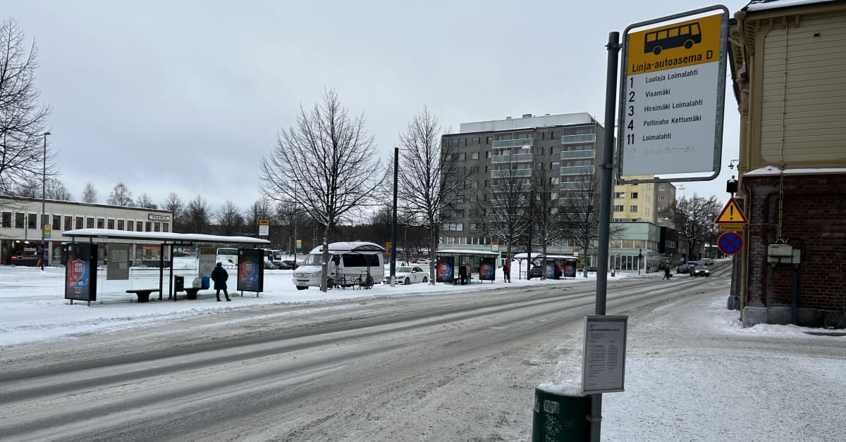 Reissu Ruoti luopuu Hämeenlinnan paikallislinjoista – tilalle Pekolan ...