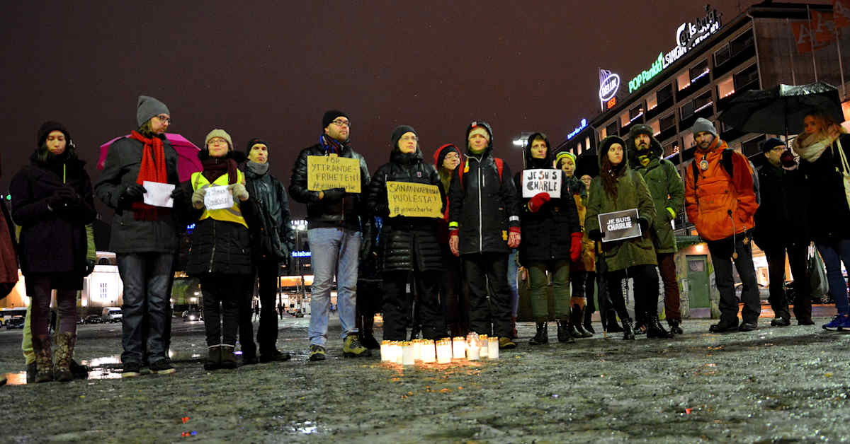 Demonstration för yttrandefriheten i Åbo | Åboland | Svenska Yle