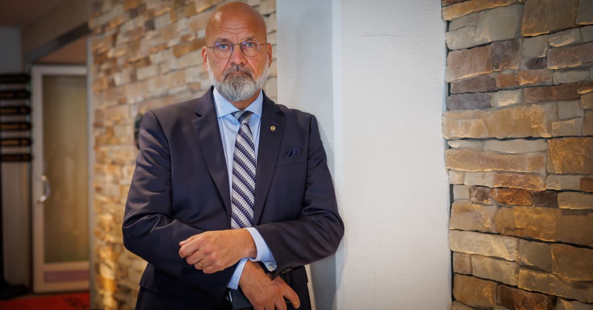 Yle kysyi pahimman tartunta-alueen kansanedustajilta, pitäisikö minkit ...