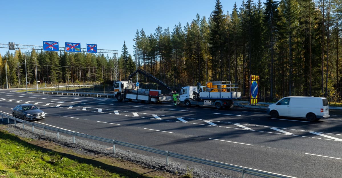 Ysitien ja Valtatie 13:n risteys Lievestuoreella aiheuttaa harmaita ...