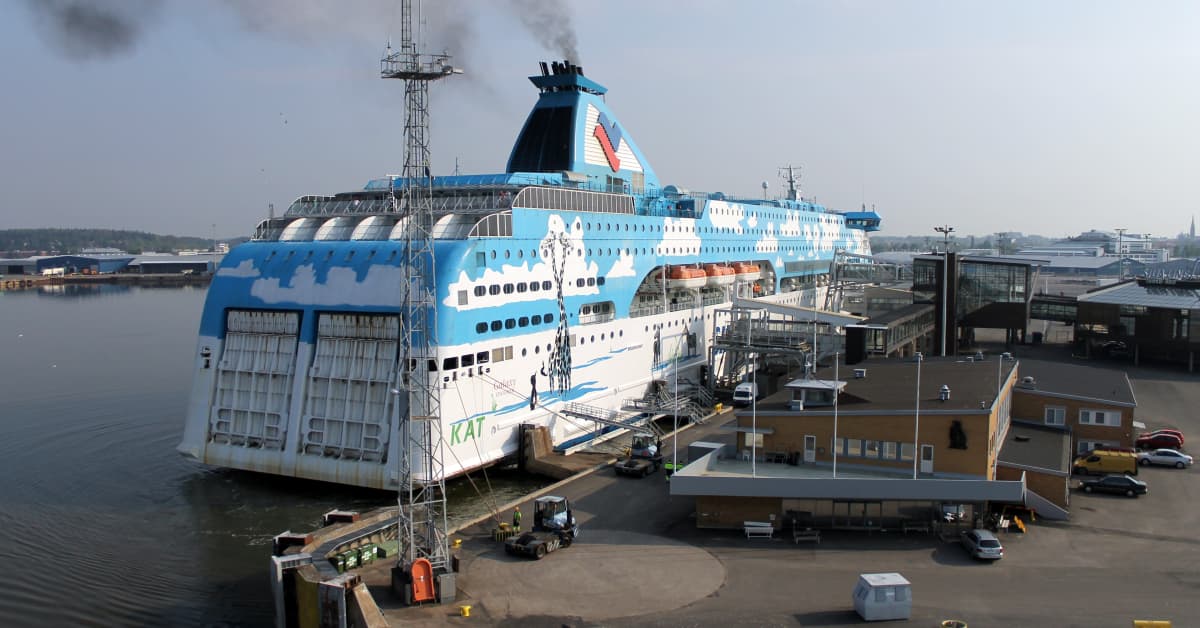 Tre häktade efter våldtäkt på Silja Galaxy | Utrikes | Svenska Yle