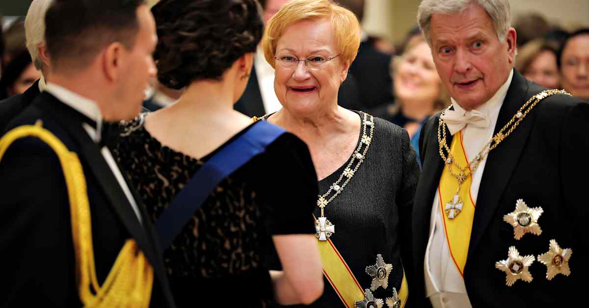 Tarja Halonen inte med på slottet i år | Inrikes | Svenska Yle