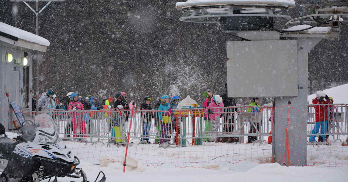 Öjberget öppnar igen – skidliften reparerad | Österbotten | Svenska Yle