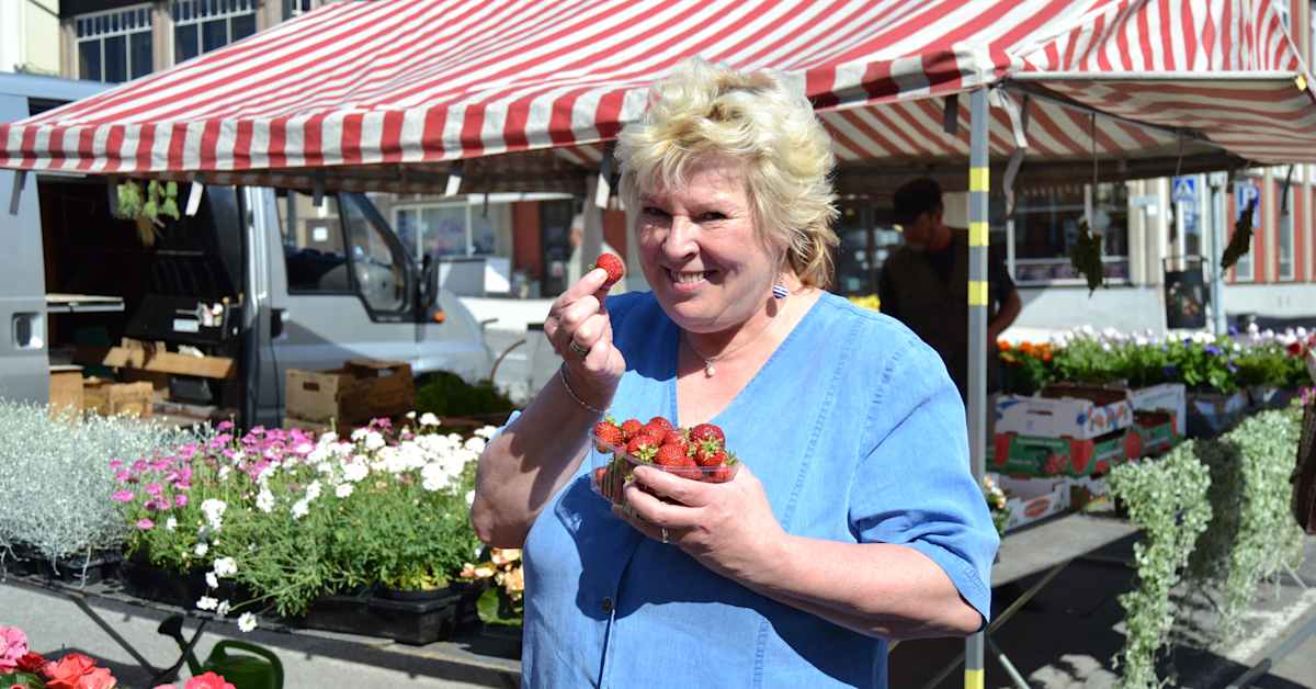 60 000 besöker Kristinestads sommarmarknad | Österbotten | Svenska Yle