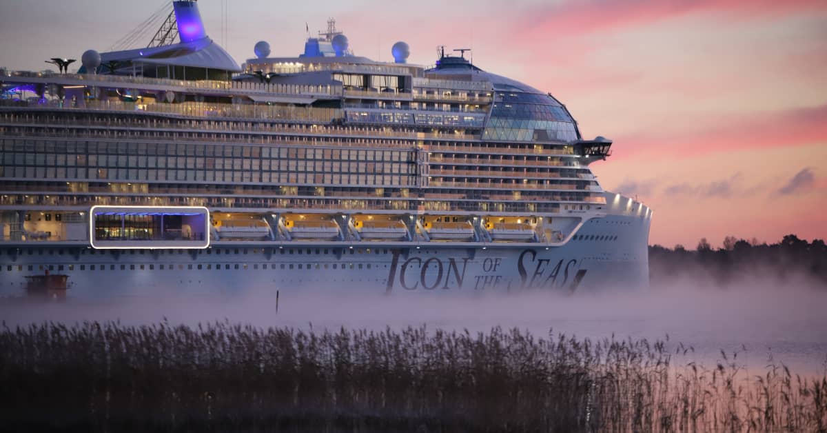 Maailman suurin risteilyalus lähti Turusta Miamiin – lähtö aikaistui ...