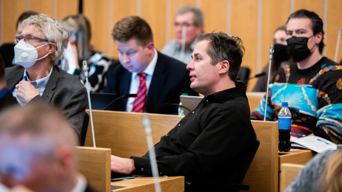 Tampereen valtuutetuille esitetään häirinnän vastaista koulutusta ...