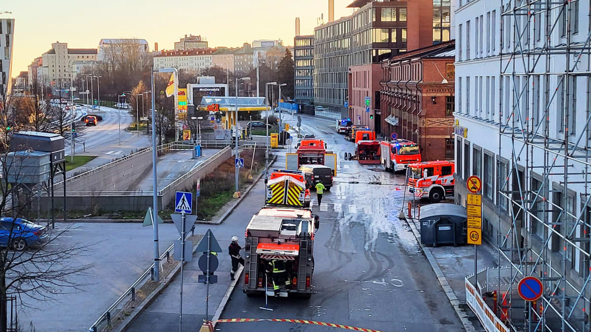 HSY: Old pipe, traffic vibrations culprits in Helsinki's water line ...